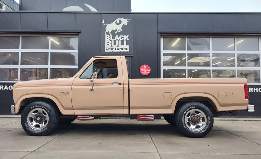 Te koop: 1984 Ford F250 6.9 idi diesel - Garage & Speedshop Black8